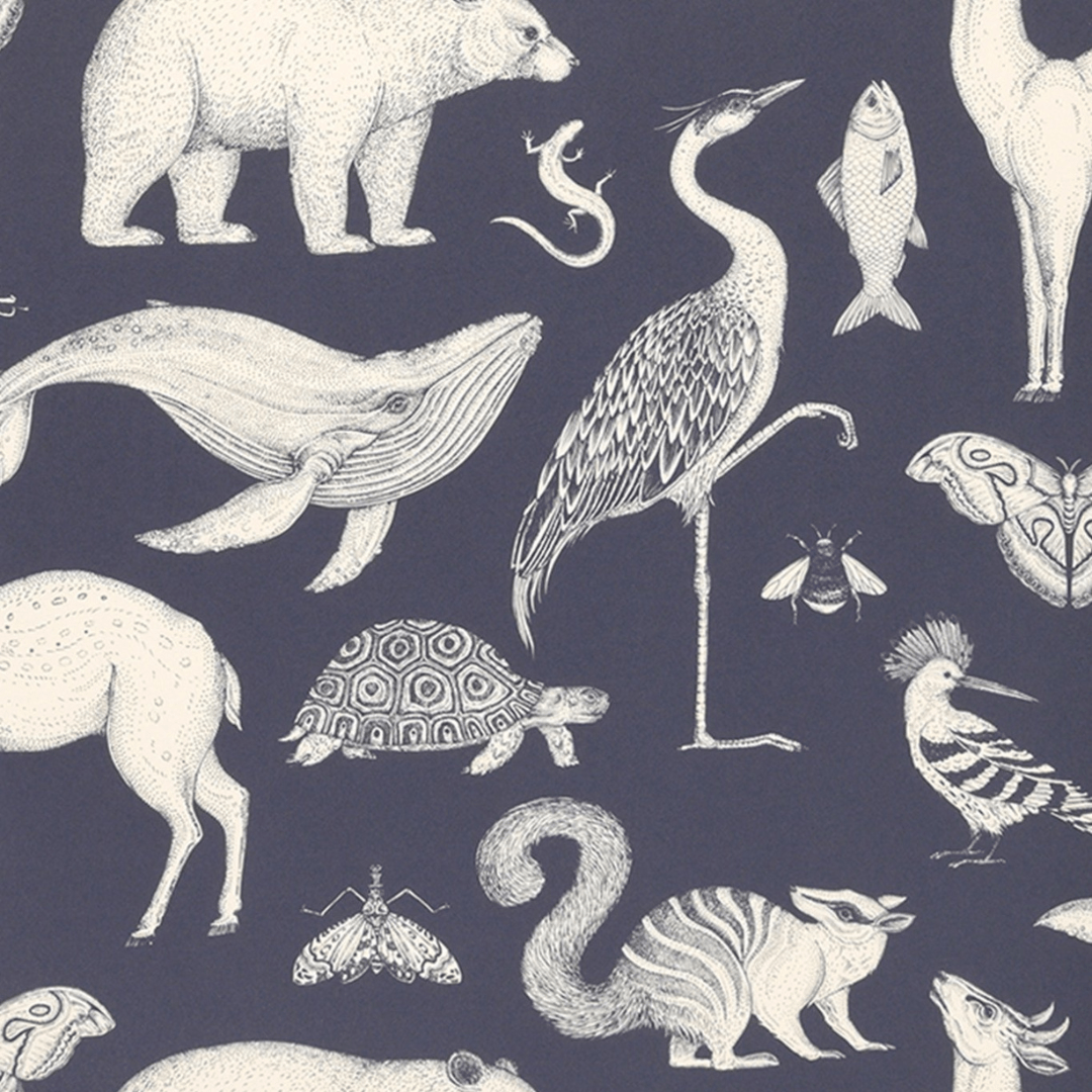 Behang Ferm Living - Katie Scott Animals - Dark blue vind je bij Kidsbarn!