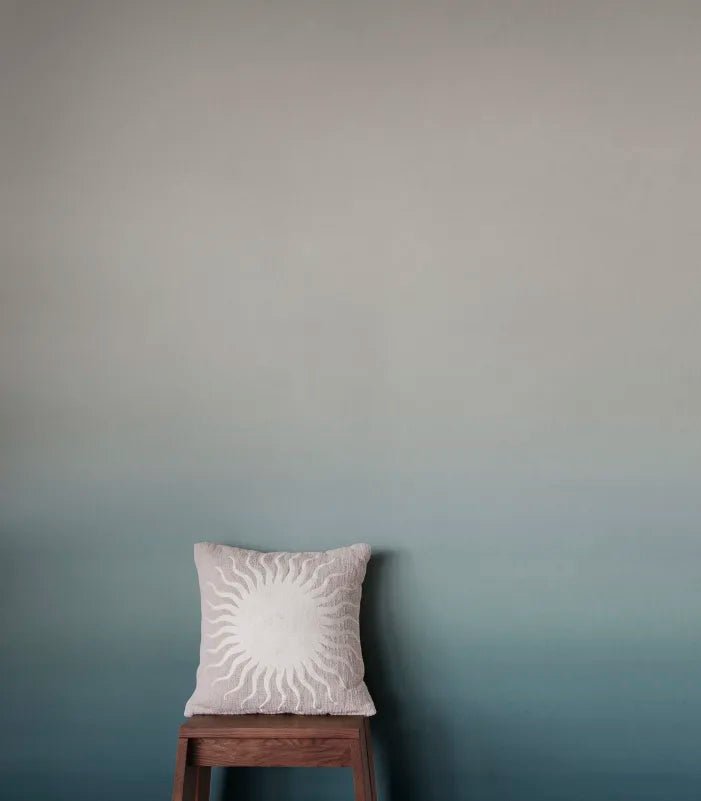 Sandberg Skymning Light Blue | Soothing light blue ombre wallpaper